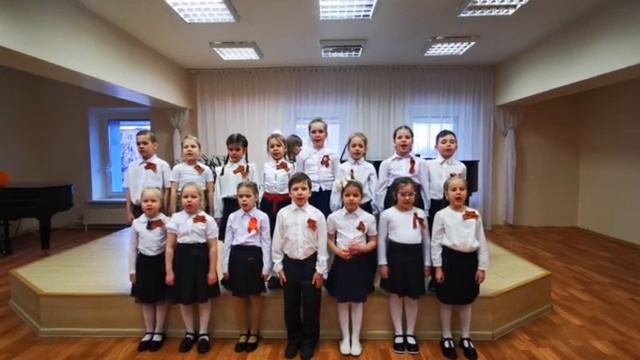 Хор «Подготовишки». Слова Ю. Энтина Музыка Г. Гладкова
«Край, в котором ты живешь».