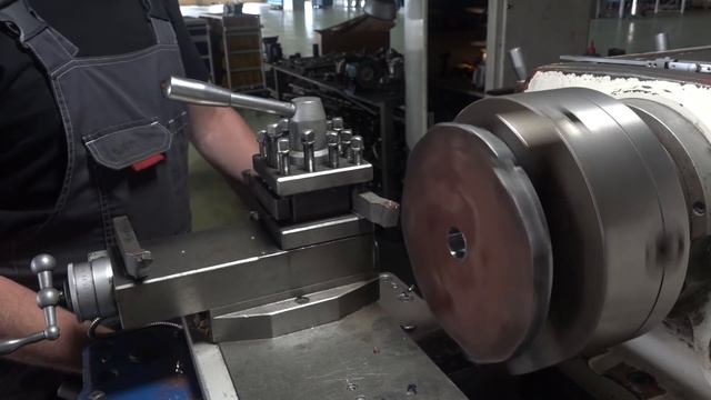 Новый токарный сериал_ Черновая обработка фланца 2ч