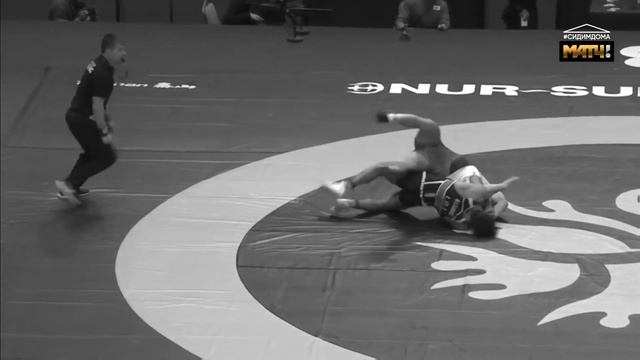 Промышленность и Спорт. Флешмоб и мастер-класс борьбе от Минспорта и Минпромторга