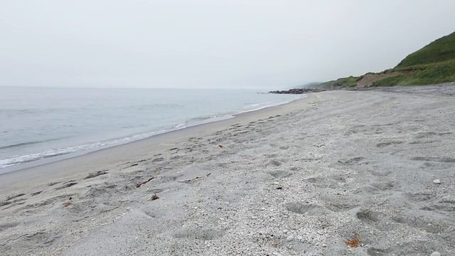 8. Белые скалы на острове Итуруп Курилы. Турбаза Рейдово. Жаркие воды.