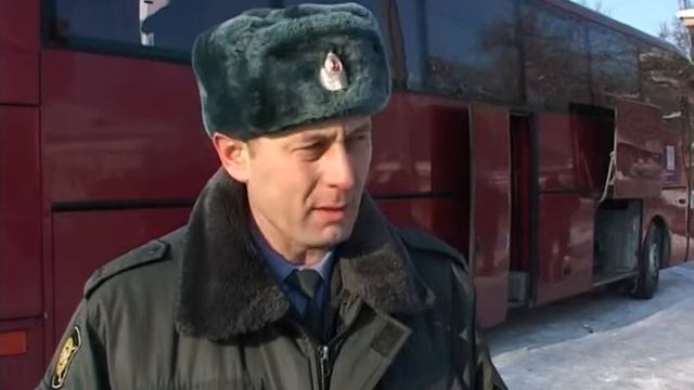 Сотрудники милиции общественной безопасности проверили автобусы. Февраль 2011 год.