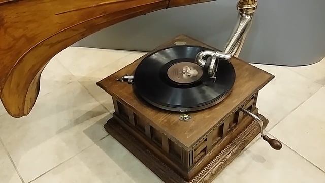 Фрязино Анна Пояркова дуэт.Я глядел из окошка.mp4