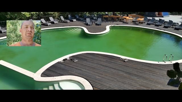 Убираем водоросли и грязь с бассейна за три дня