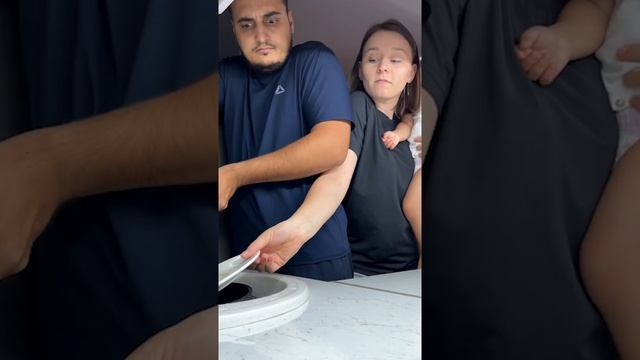 ТОП приколов 2022 (3). Приколы в семье. Шутки мужа и жены. Семейные приколы. Юмор семейный.mp4