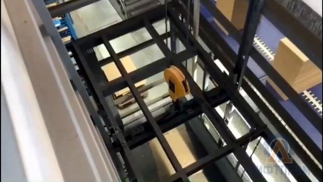 Подъемник грузовой в металлокаркасной шахте (2).mp4