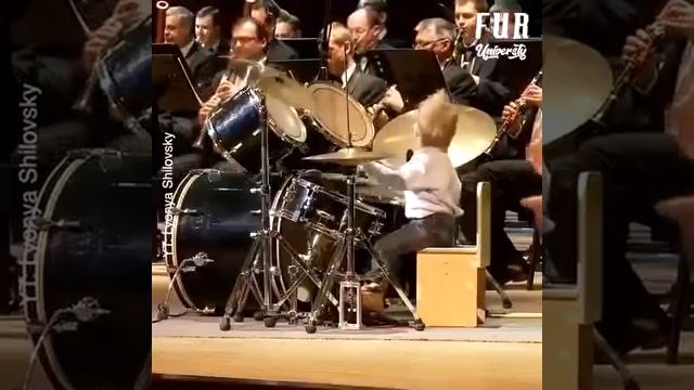 ПОДРАСТАЮЩИЕ ВЕЛИКИЕ БАРАБАНЩИКИ