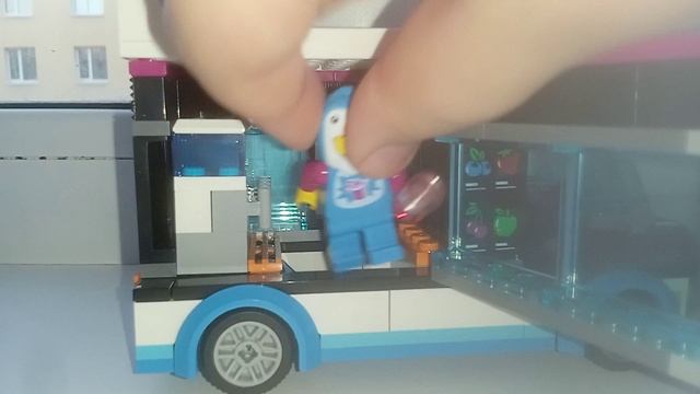 обзор на лего набор  LEGO CITY 10+