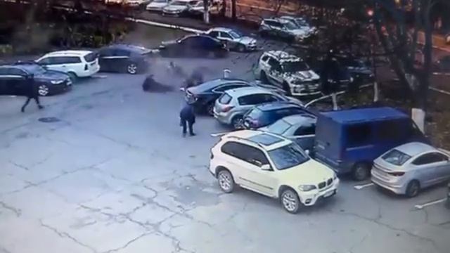 В Одессе  мужчина кинул гранату в полицейских после того что они пытались вручить ему повестку