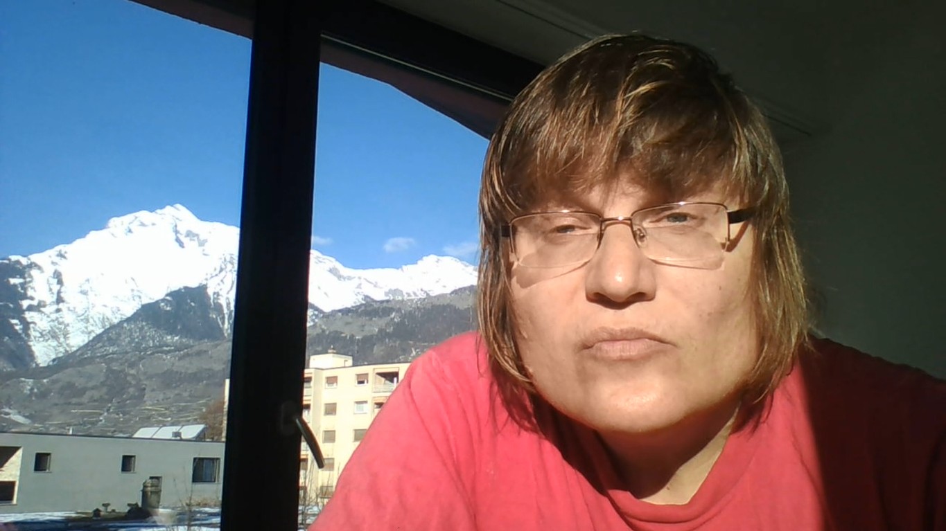 Перерождал неорганику сам в себя, как шар-разум / Ал. Кирияцкий - ЭКВ.