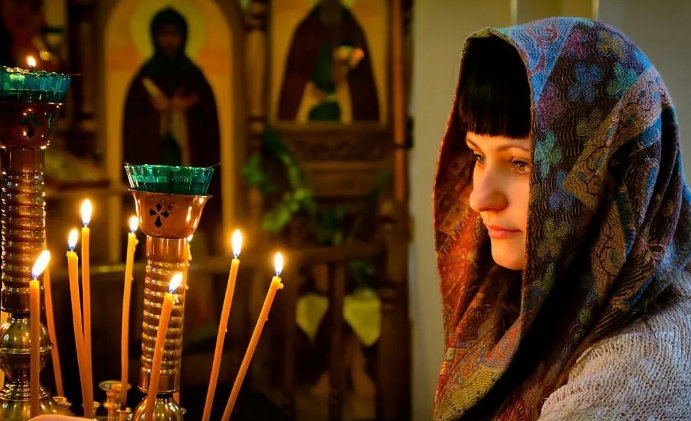 Помнить. Стихи. Автор текста Виктор Веселов. Молюсь с утра перед иконой...