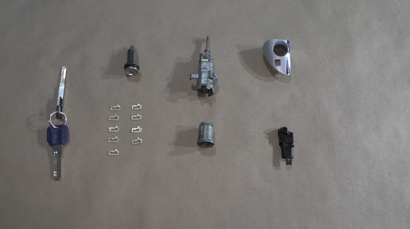 Мерседес W 215, W 220. Замена личинки замка