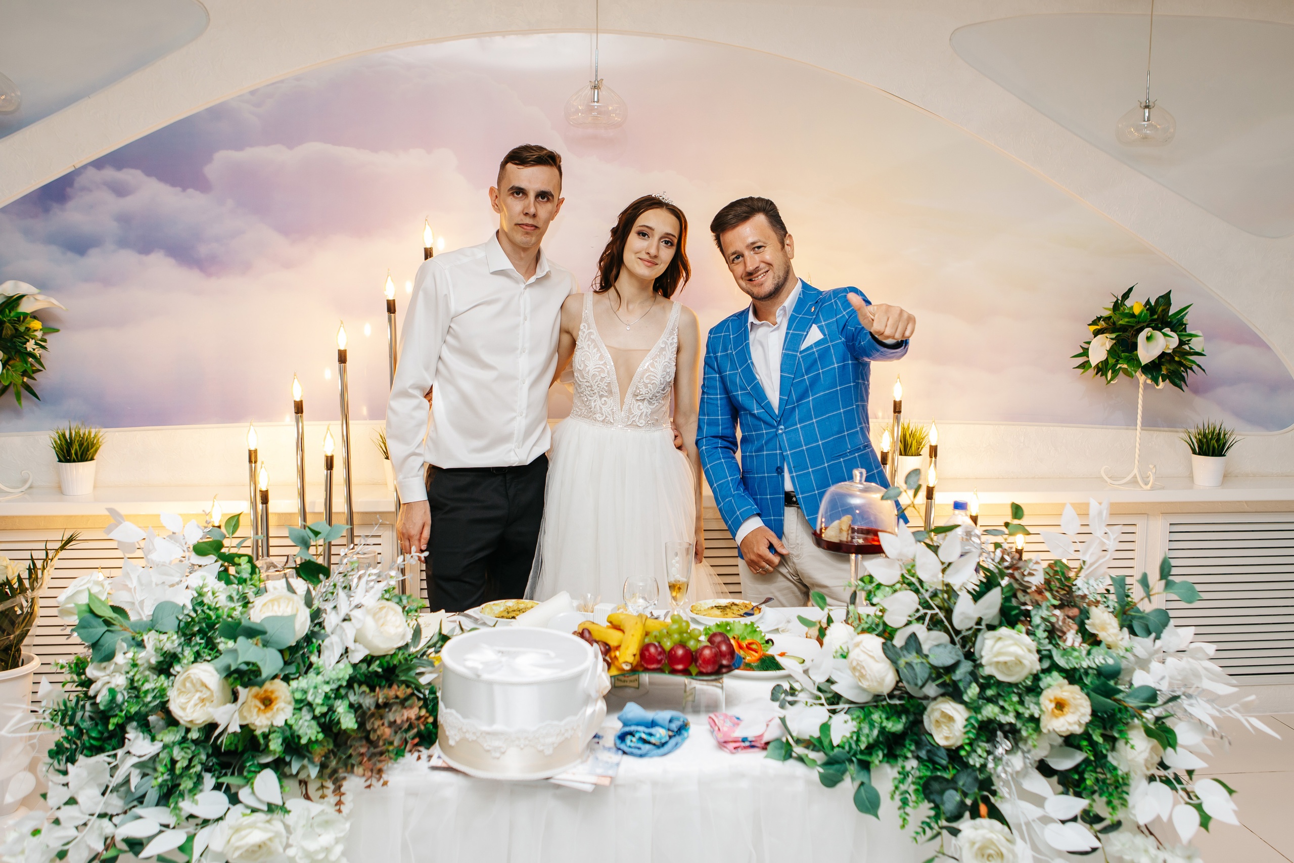 2022 - Ведущий свадьбы в кафе "Жемчужина"  - Макс Лобач ( Ижевск ) .