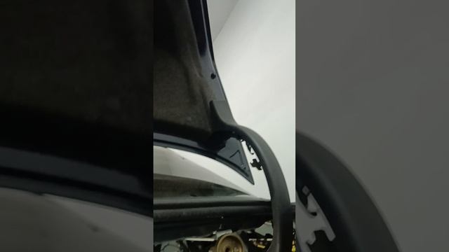 Не открывается багажник Мерседес W202