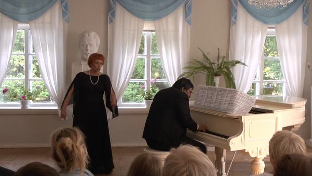 2 М. Мусоргский. Песня Шинкарки из оперы "Борис Годунов". Евгения Малеева, Дмитрий Степанович