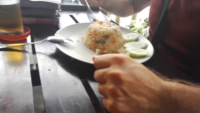 Дешевое кафе на Патонге. Кафе NAI TONG. Пхукет. Тайланд