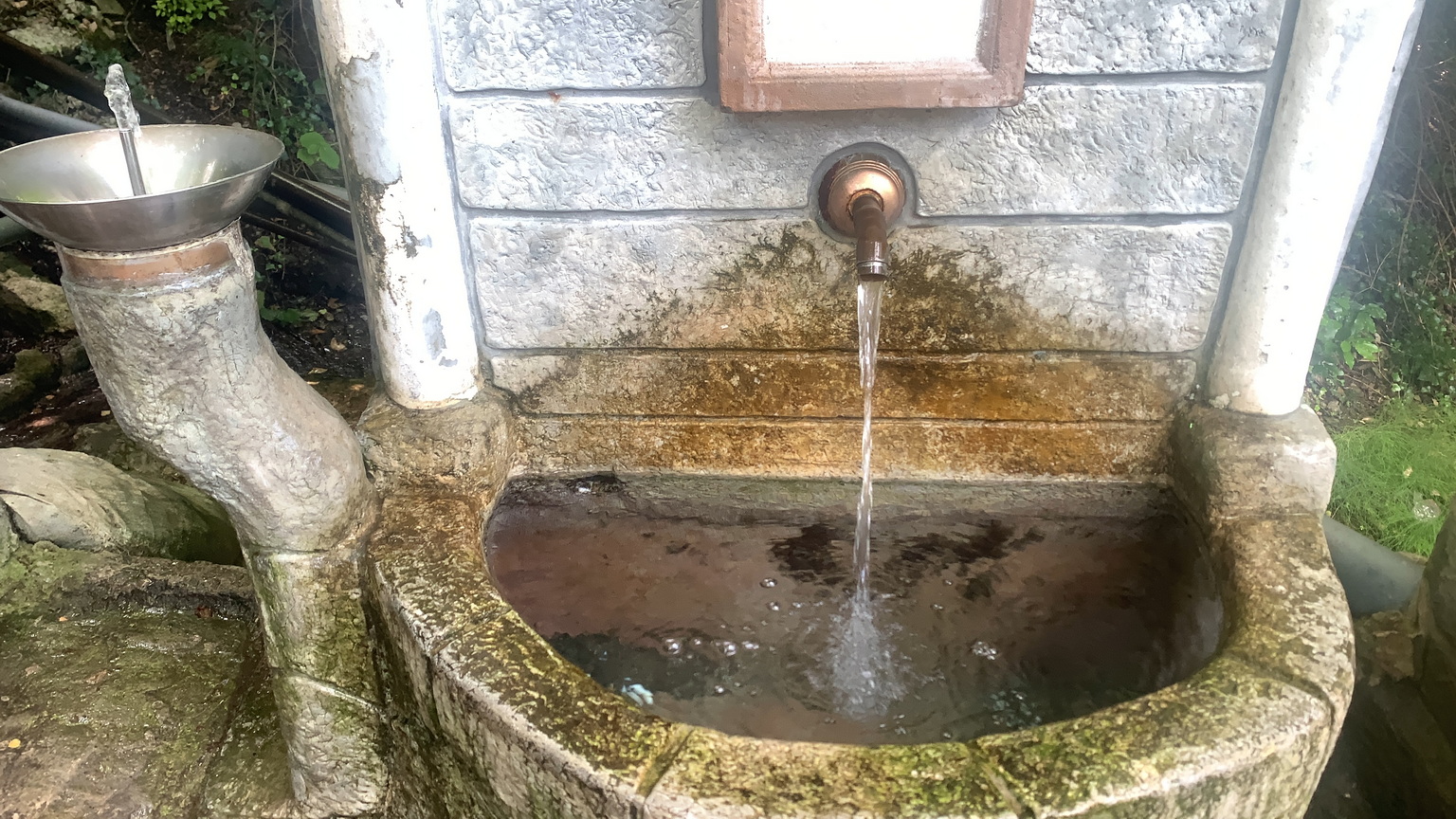 Крым. ЮБК. Кореиз. Идём к Роднику Загмата. Вторая часть пути: видео и фото. Запись от 01.07.23