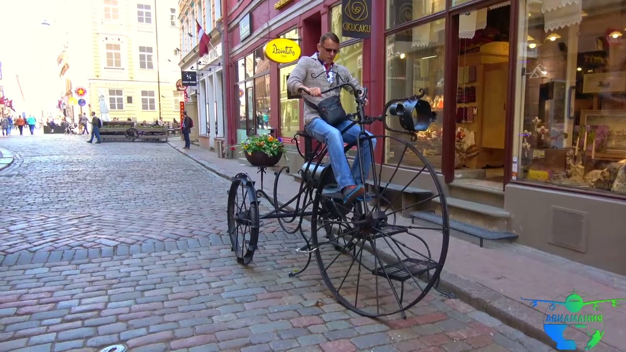 Город Рига влог  Авиамания- чердаки, библиотека, веловипед