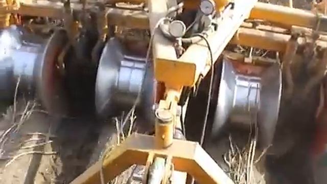 Широкозахватная картофелекопалка 4 рядная Samon