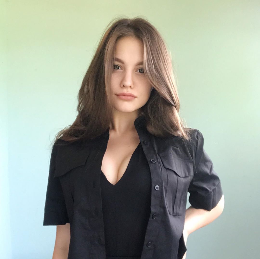 Худеть пора: в сети обрушились на невесту Моргенштерна.