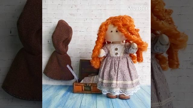 Текстильная кукла ручной работы в винтажном стиле