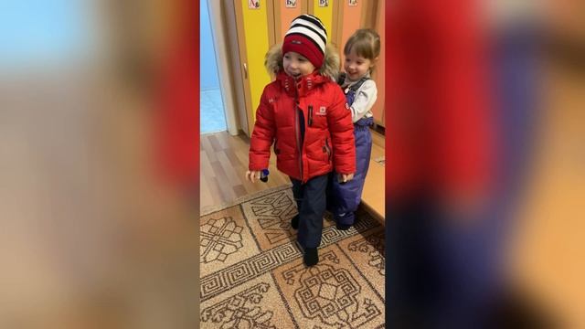 Соня - подружка Димы с садика