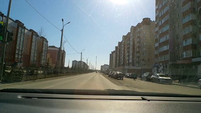 Нефтекамск, улица Комсомольская.