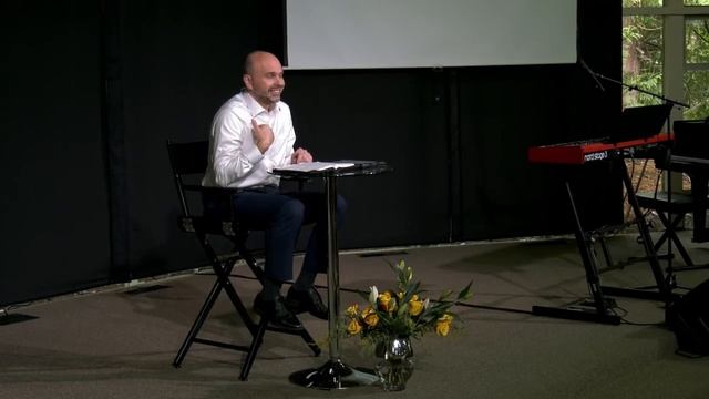 Урок 10. «Совершая невероятное». Книга пророка Исаии. Изучаем Библию с Виталием .mp4