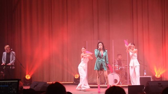 Марина Бриз - Маска. Концерт в Омске. 30.10.22.MOV
