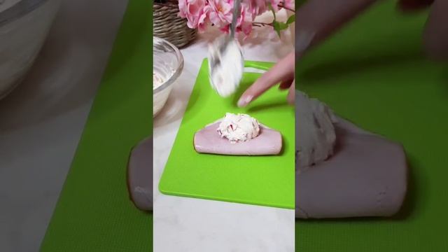 Быстрая и красивая закуска с перцем и сыром