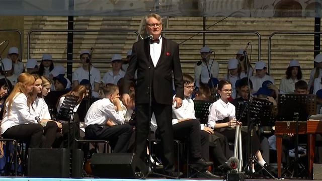 Романс В. Казенина на стихи А.С. Пушкина "Дар напрасный", солист Олег Усенко-Золотос.