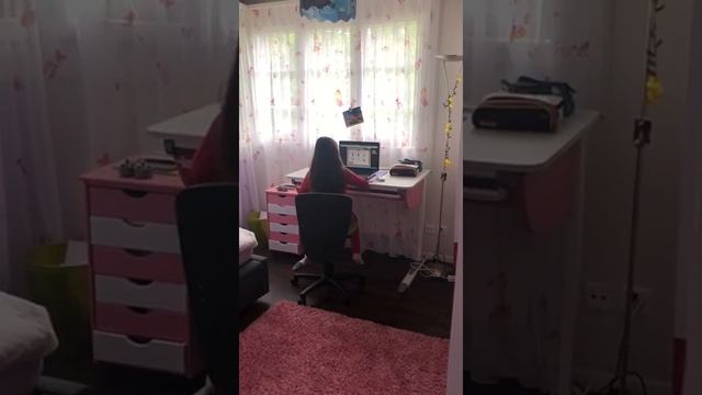 Онлайн-занятие с ученицей языкового центра Полиглотики в Кирове София