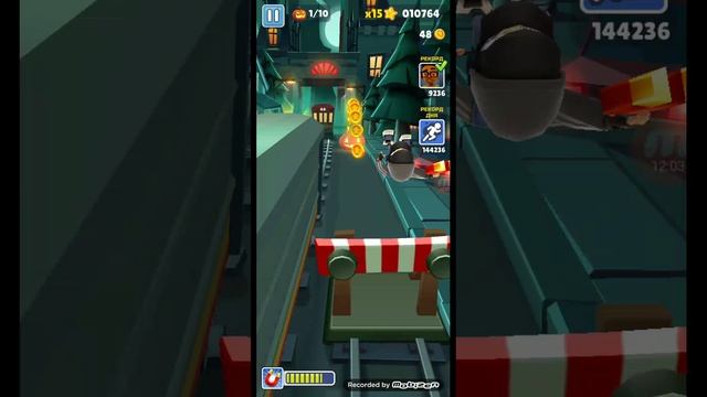Subway Surf. Катаемся на скейте приключения. Участвуем в эстафете: на таймер. Subway Surf Studio.