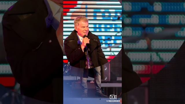 Яркие звезды, фотосессия репортажей...