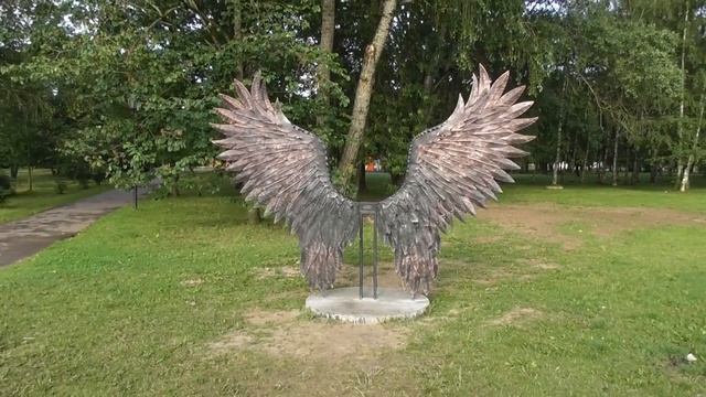 места для красивых фото в Великом Новгороде, Крылья ангела.mp4