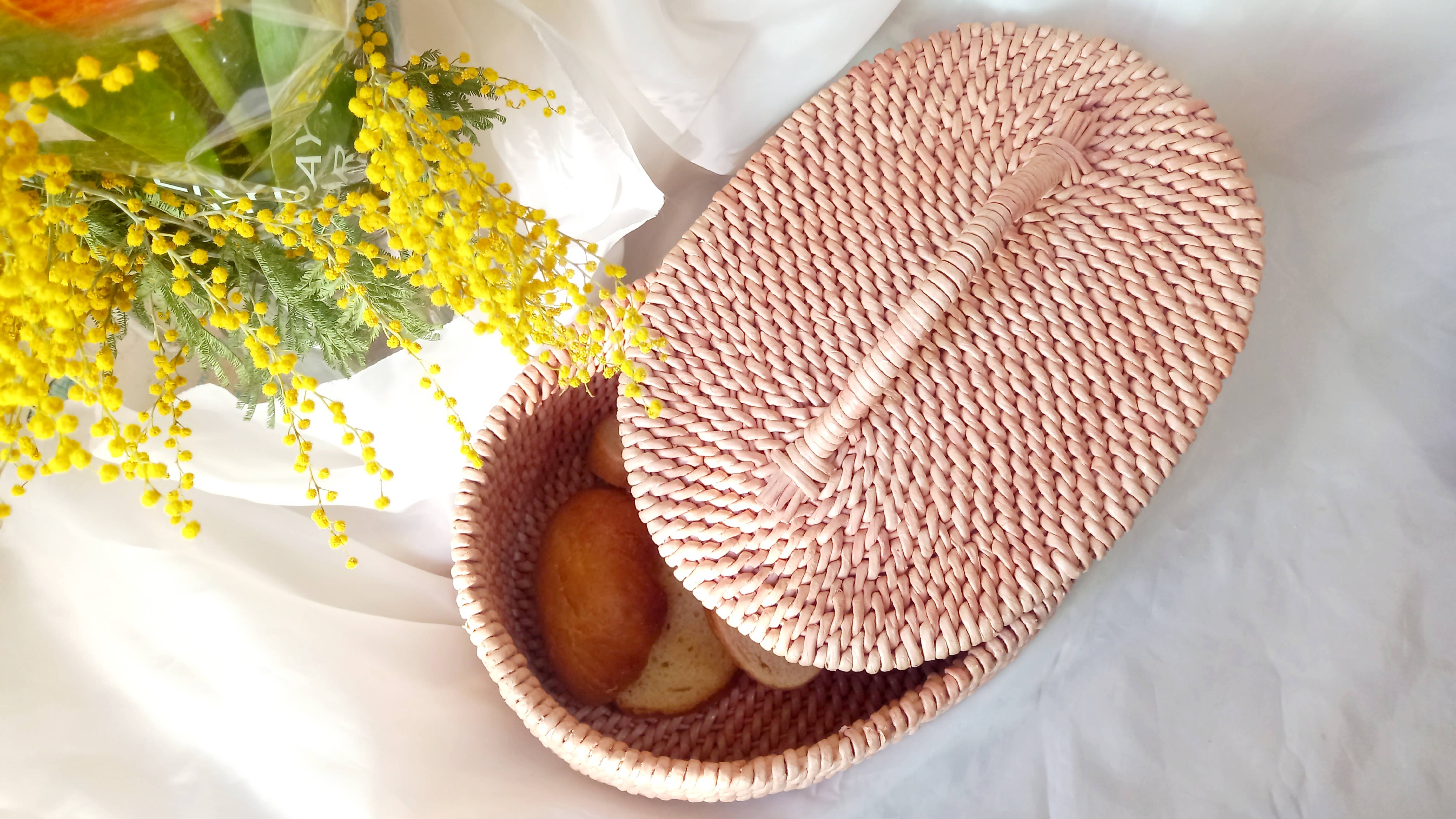 Плетеная овальная корзина. Плетеная хлебница.Корзина для хранения украшений.Шкатулка из бумаги.