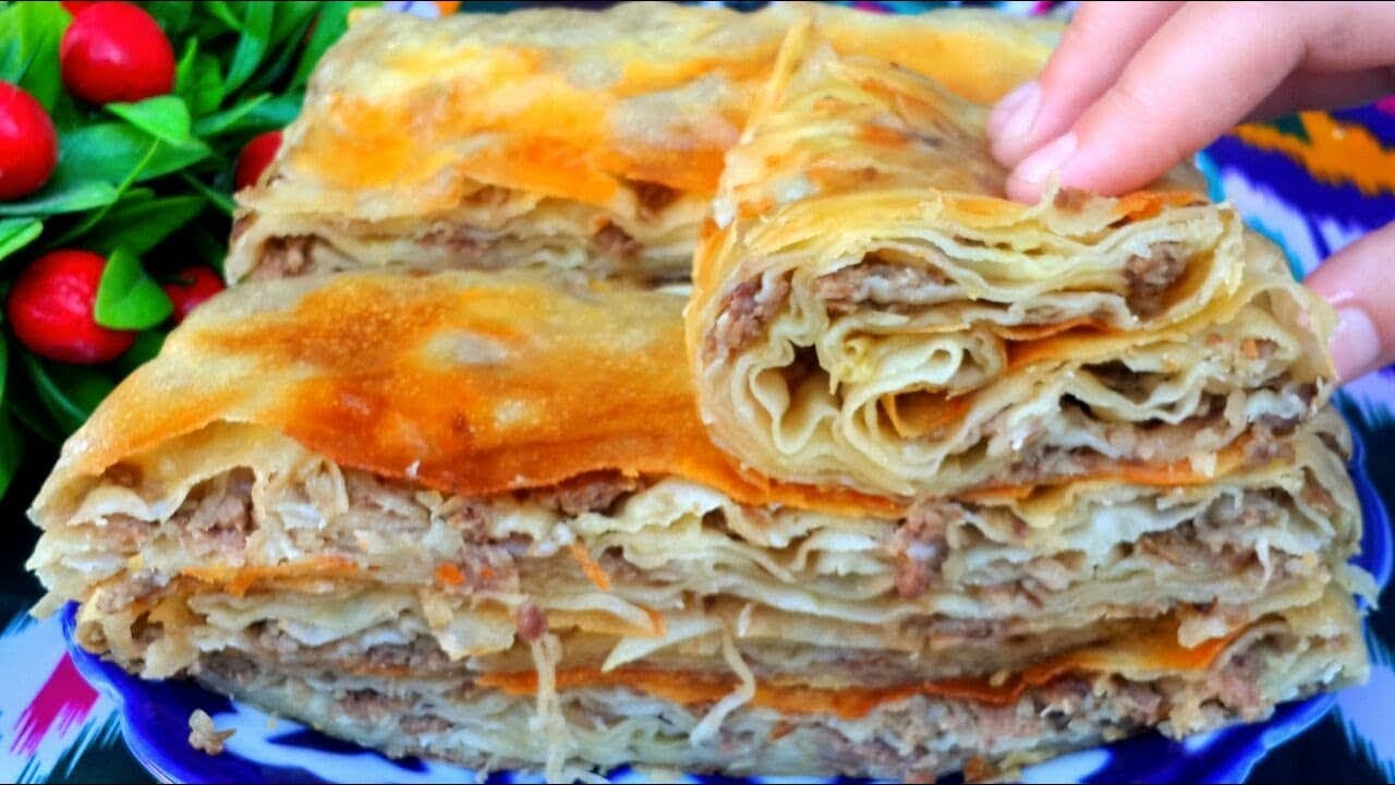 Свекровь научила, теперь кто пробуют просят рецепт! Съедаются в один миг! Узбекская мясная лепешка!.