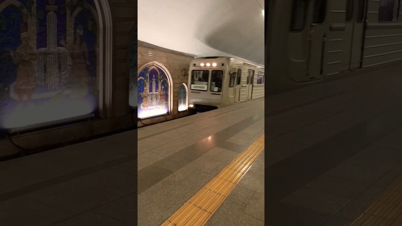 #shorts Метропоезд "Казань" на станции "Кремлевская"