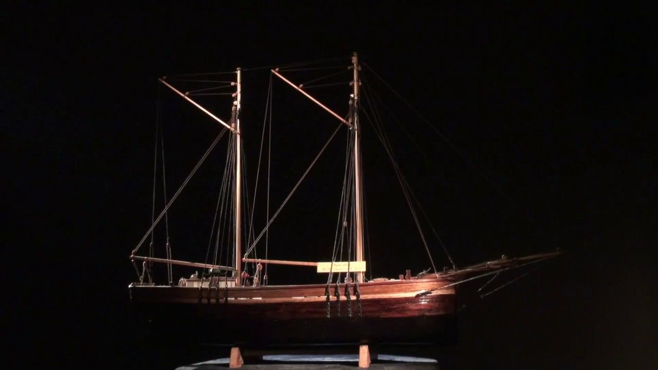 Двухмачтовый парусник