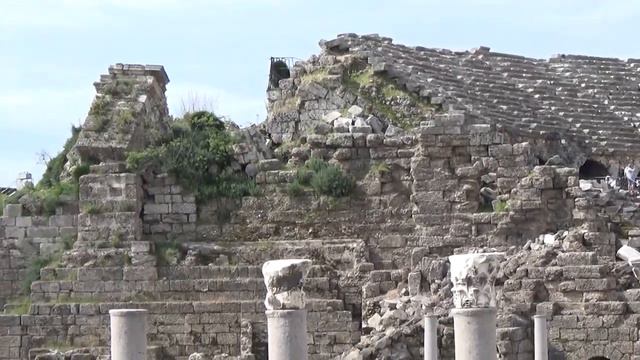 Древний город