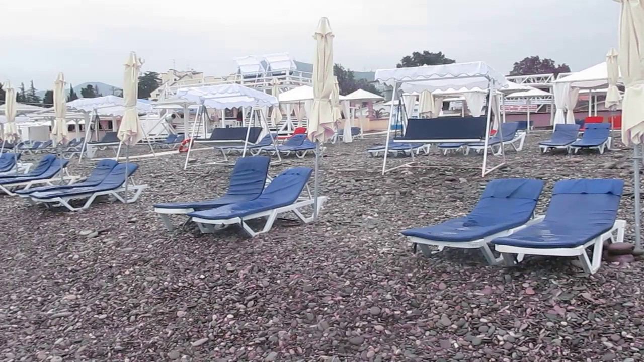 Утро на пляже в Лазаревском июнь 2017