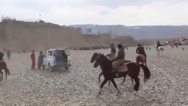 Афросиёб бо аспи Эспера (,Бузкши)