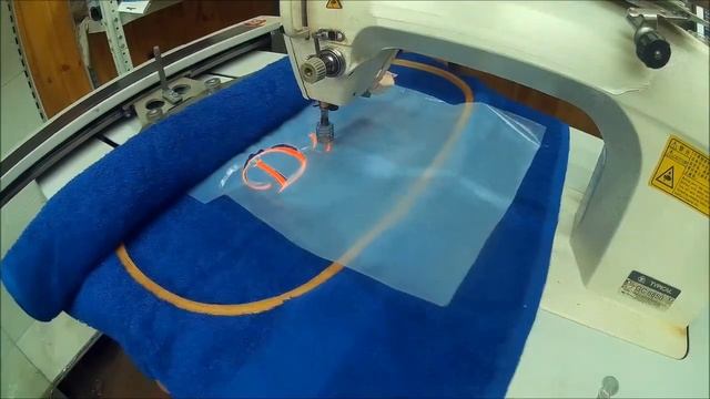 Вышиваем имя Денис на синем полотенце.