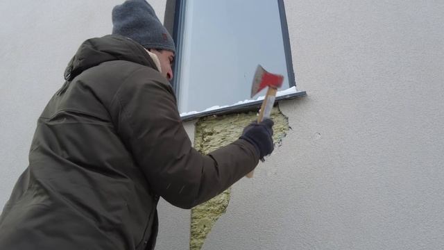 Вскрытие неправильно выполненного фасада в Подмосковье. Некачественные материалы, плохая работа