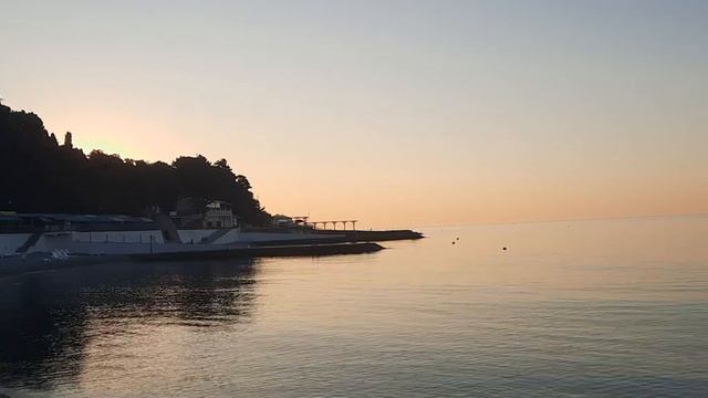 Relax. Рассвет на берегу моря!