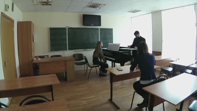 Мастер-класс солистки Мариинского театра Цветаны Омельчук (академический вокал)