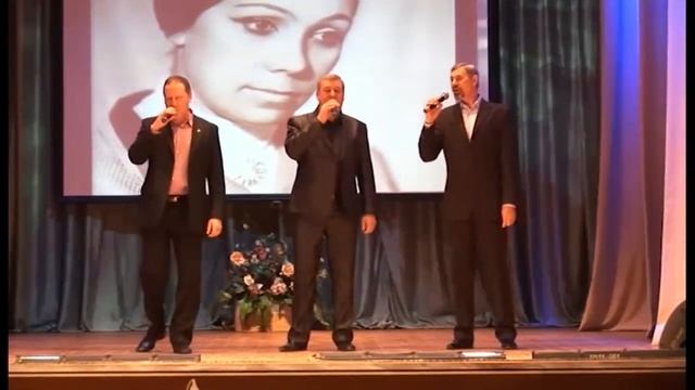 Из серии ленковцы.Ленок поздравляет Надежду Евстигнееву с юбилеем.Из архива. 201