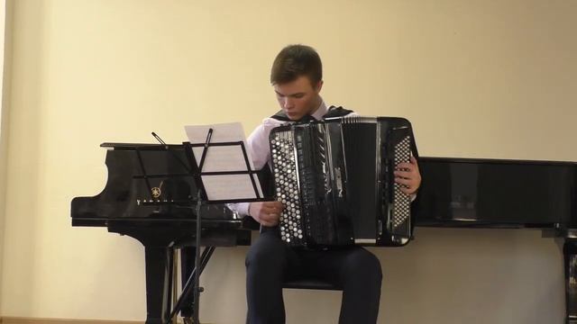 Первокурсник Гнесинского училища исполняет "Польку" Петра Налича. Гнесинка, Камерный зал, 09.04.2021