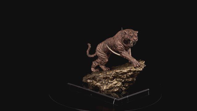 Статуэтка Саблезубый тигр