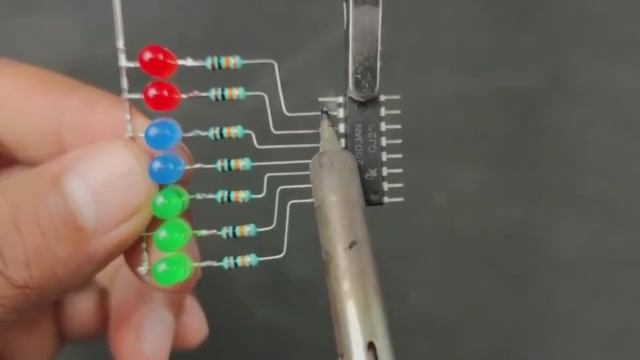 Индикатор уровня жидкости на ULN2003 своими руками