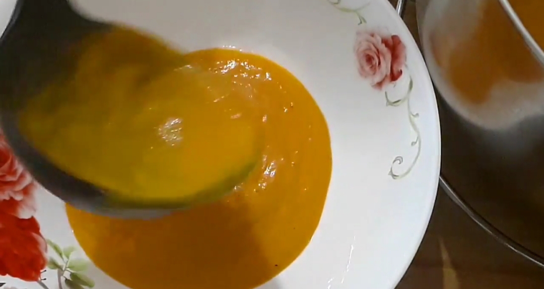 Суп -пюре из тыквы просто объединение! Очень просто! И очень вкусно!.mp4